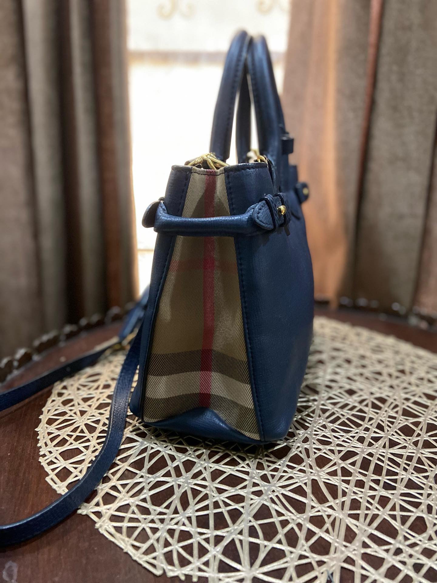 Blue burberry bag store
